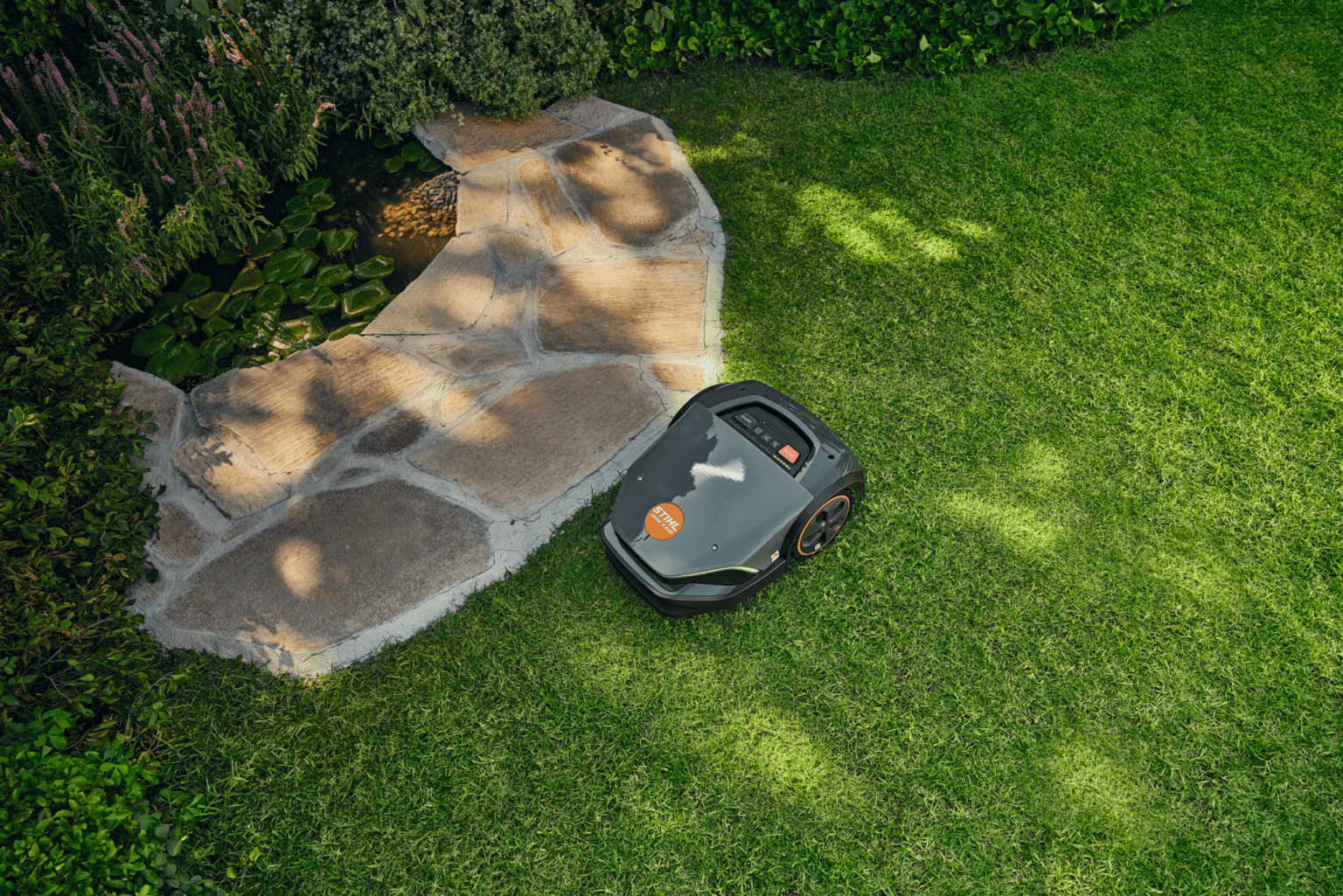 Robots tondeuses | Garden7 spécialiste motoculture et matériel de jardinage
